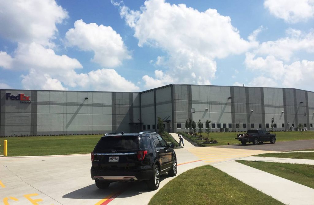 Dead Malls Now Best Place for a New Warehouse – Moov Logistics News